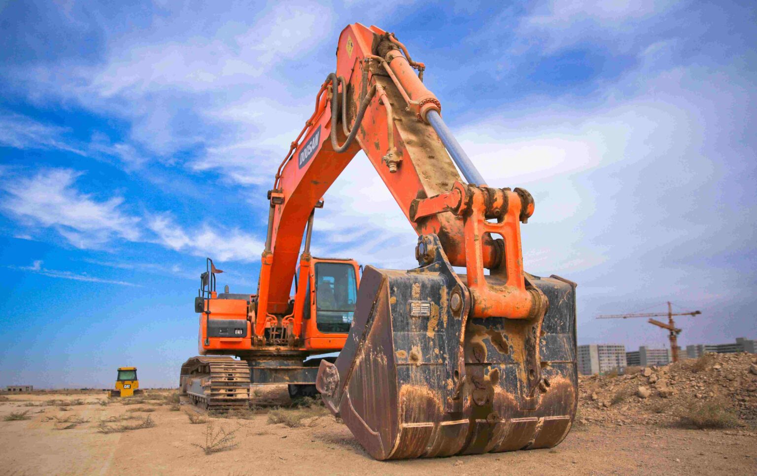 17 Types of heavy construction equipment and Their Uses - OkCivil